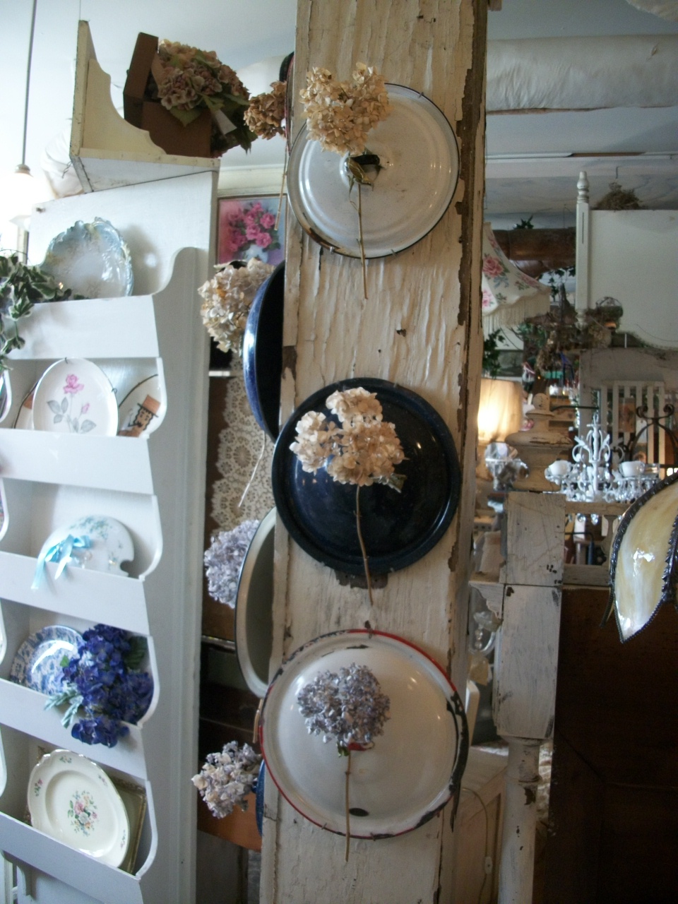 Collected Treasures' Shoppe Workshops & Classes