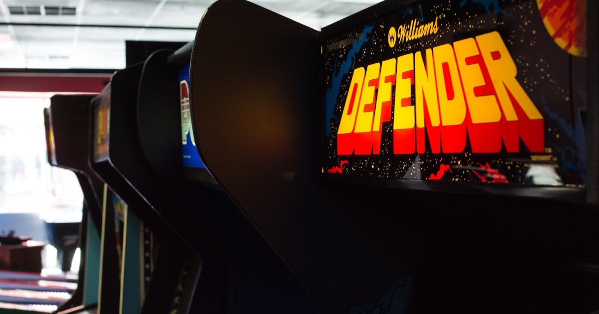 Retromobe - retro mobile phones and other gadgets: Defender (1981)