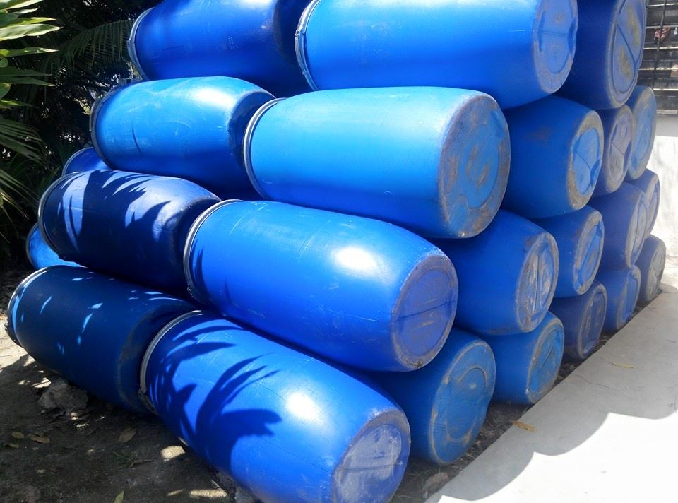 laman27: Tong Biru Terpakai (Used Blue Drum With Black Cover & Metal ...