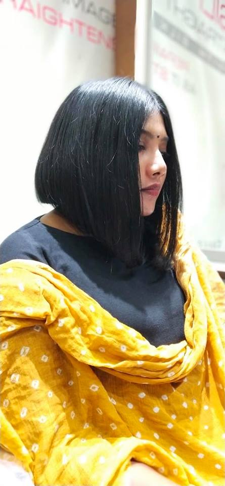 Young Indian Women Bob cut Hair Style - Village Barber Stories