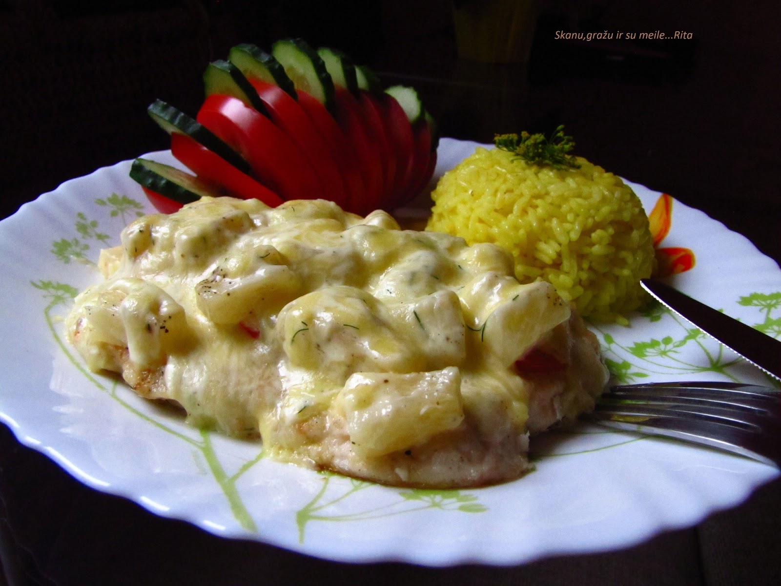 Ritos receptai : Vištienos kepsnys su ananasais