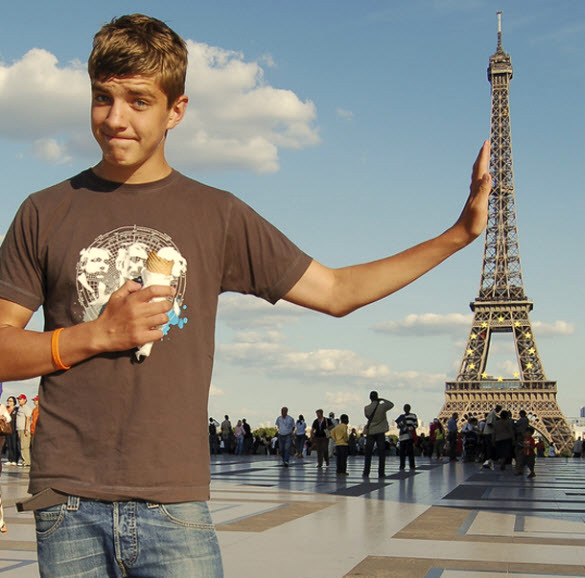 25 Awesome Examples of Perspective Photography | University of Freshology