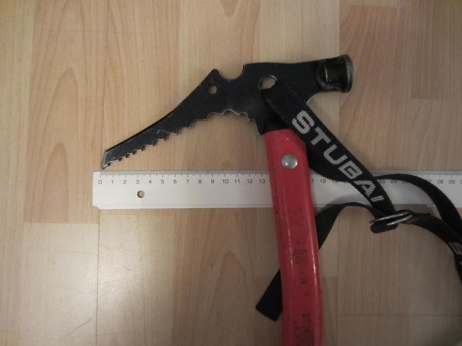 Trepallina - MasLlinaQueTrepa: Stubai Hornet vs DMM Fly