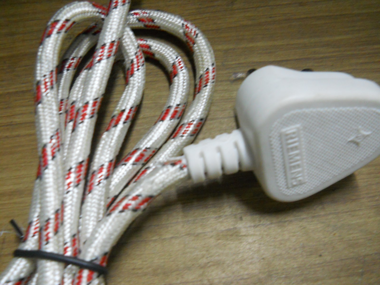 EVER WONDER WHATS INSIDE: INSIDE AN IRON BOX