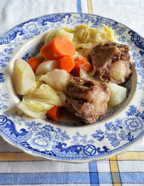 Behind the French Menu: Queue De Bœuf – Oxtail. A Tale of an Ox’s Tail ...