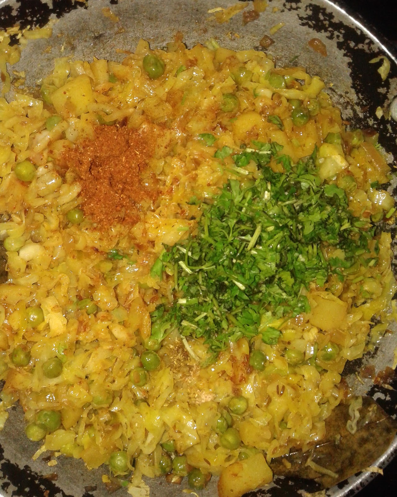 BANDH (PATTA) GOBI ALOO KI SABJI / CABBAGE SABZI - NORTH INDIAN STYLE ...