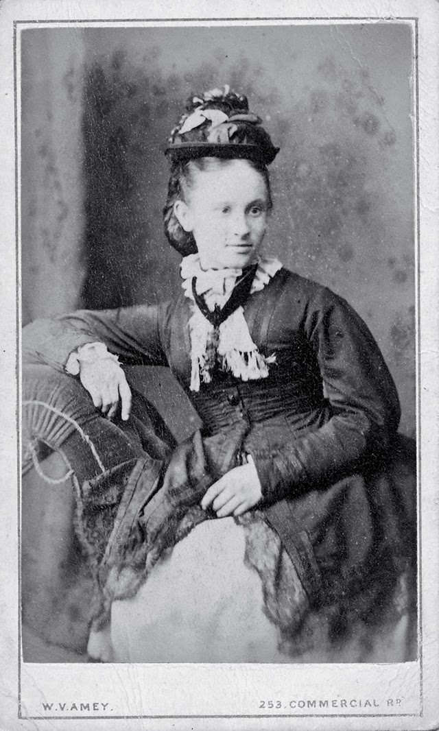 50 Classic Portraits of Pretty Victorian Ladies ~ Vintage Everyday