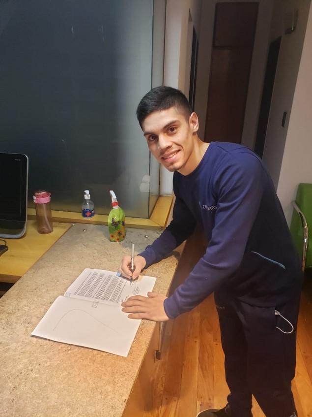 FEDERACIÓN CORDOBESA DE BOX: NICOLÁS VERGARA FIRMÓ CON SAMPSON BOXING Y ...