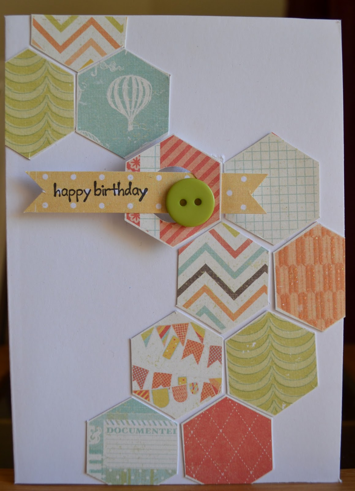 Little Miss Scrappy - Confessions of a Scrap Addict: Hexagon cards