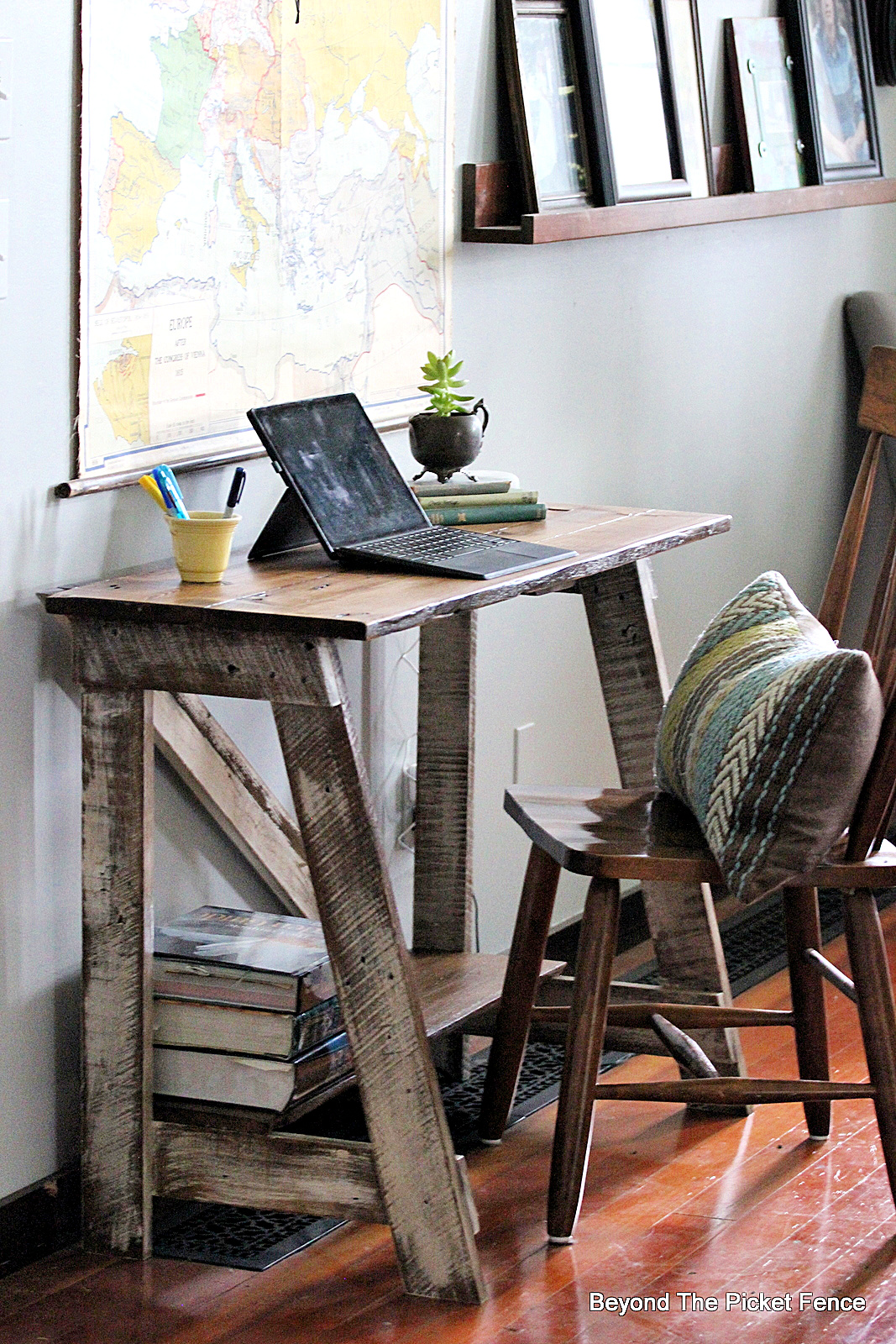 Beyond The Picket Fence: Rustic Farmhouse Work Table