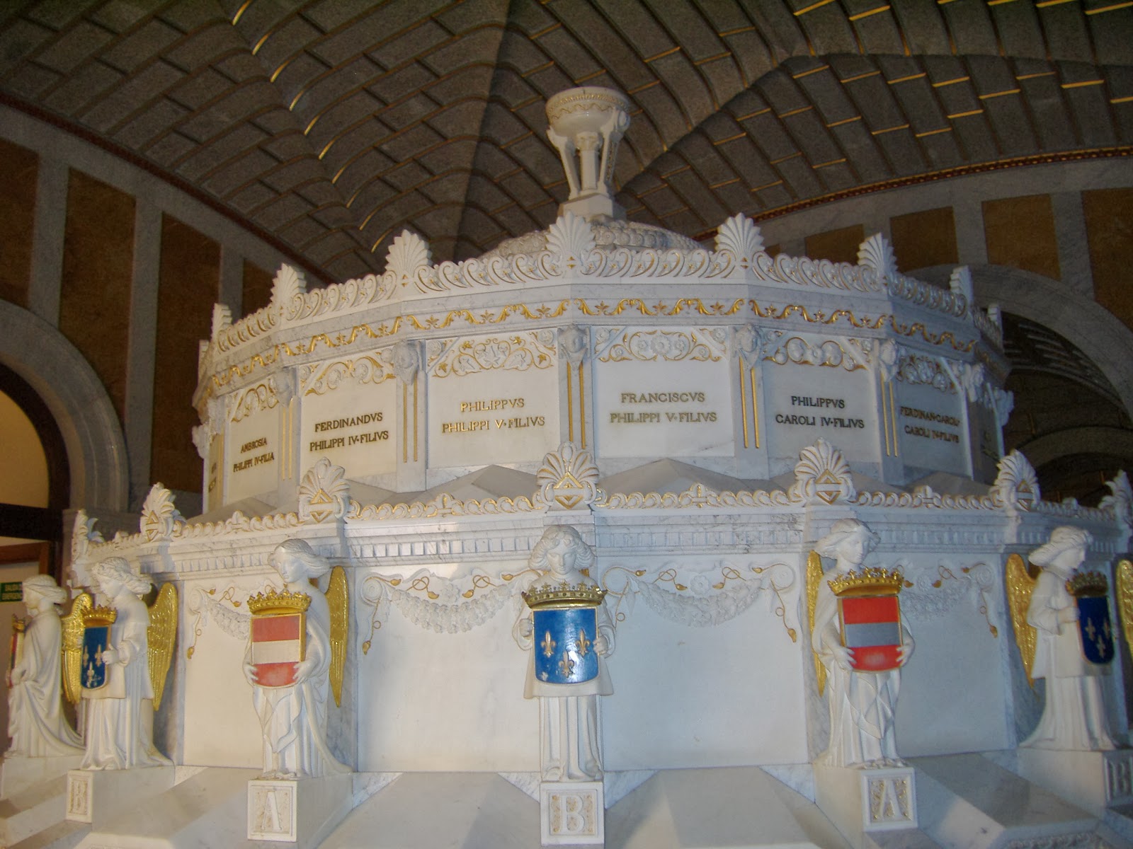 Buscando Montsalvatge: EL ESCORIAL