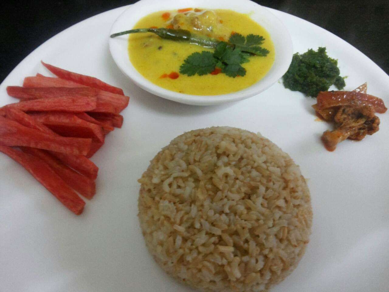 STREET FOOD WALKS: PUNJABI KADI