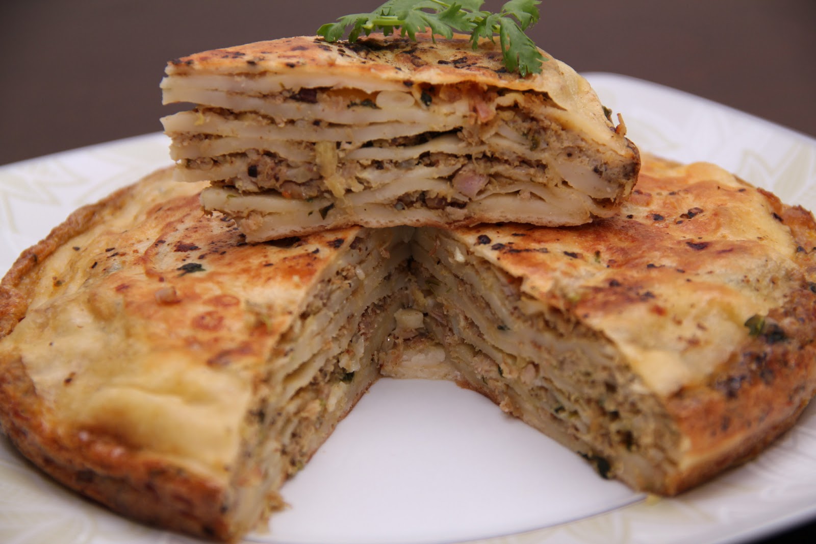 Sini's Menu.....The Kitchenmagic.....: Athishaya Pathiri !! (Layered ...