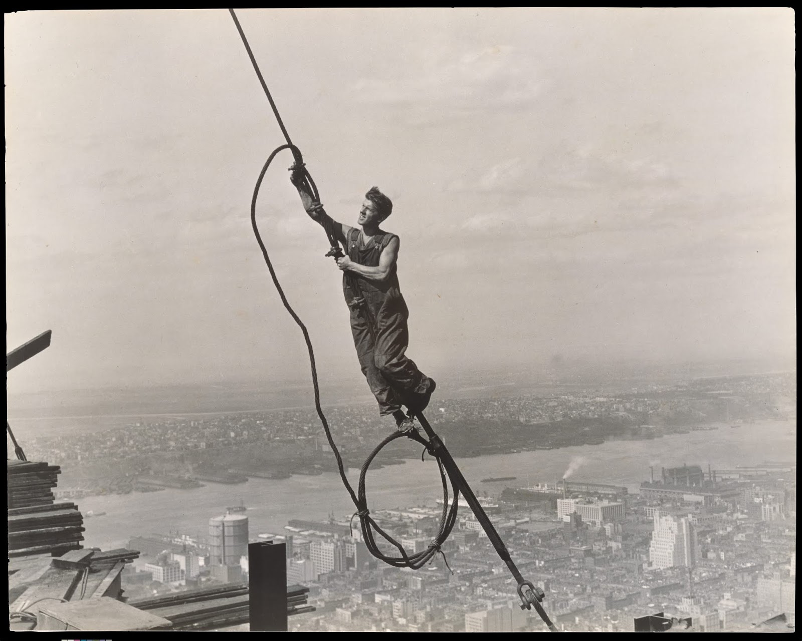 Photography - Lewis Hine - 1930's