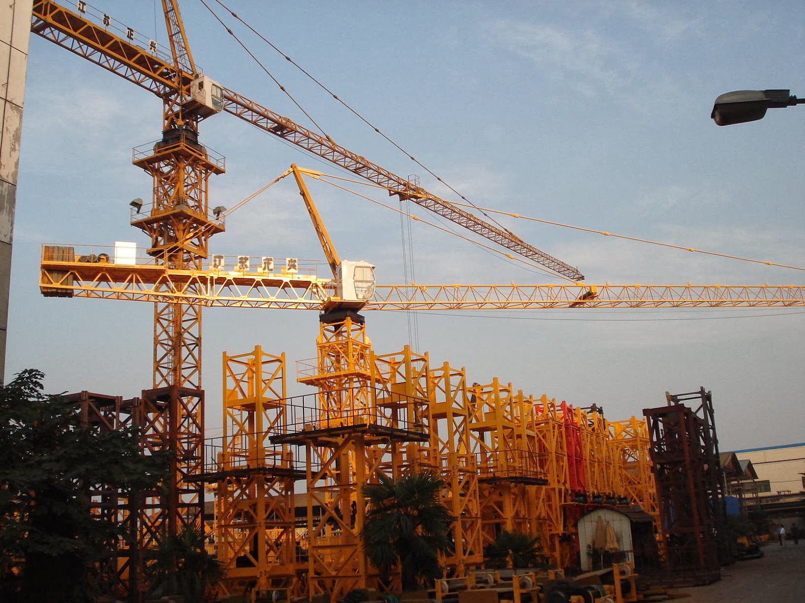 Machines Australia The Various Types Of Cranes machines-australia-the-various-types-of-cranes