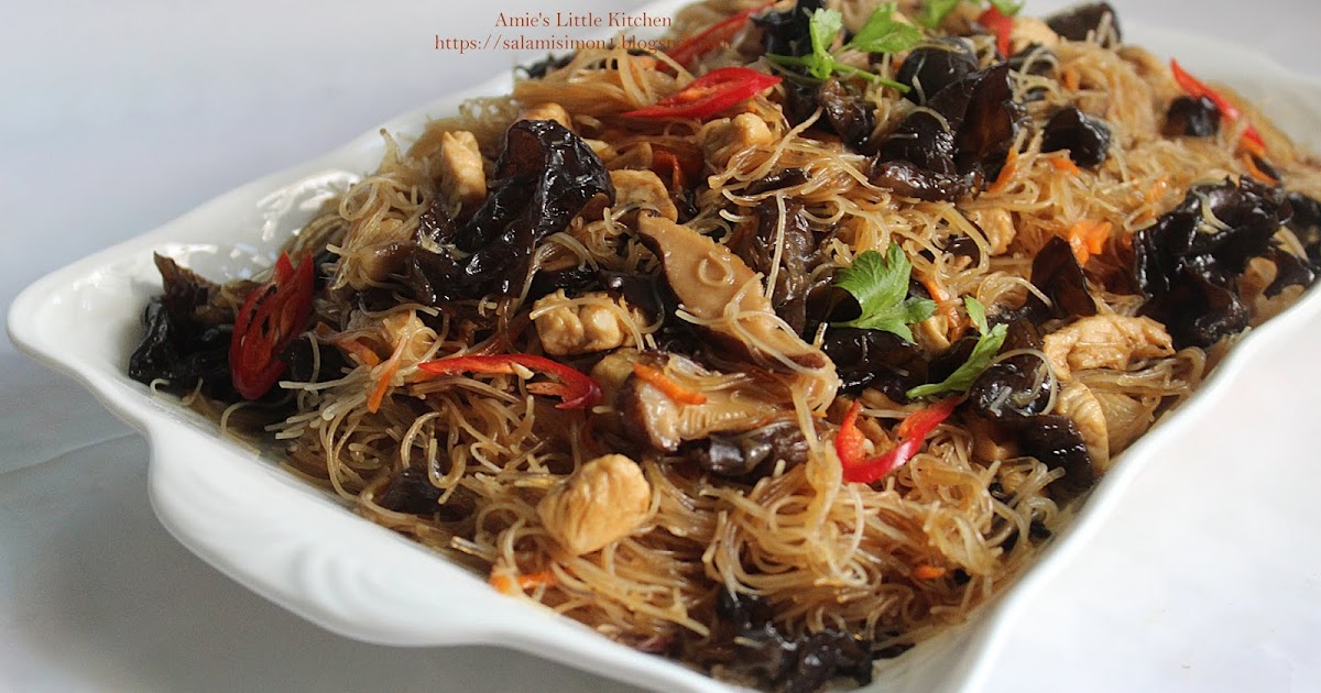 AMIE'S LITTLE KITCHEN: Mee Hoon & Suhun Goreng
