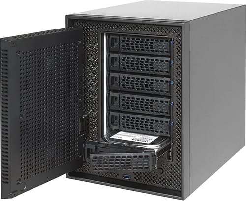 Review NETGEAR ReadyNAS 6-Bay Ultimate Performance NAS