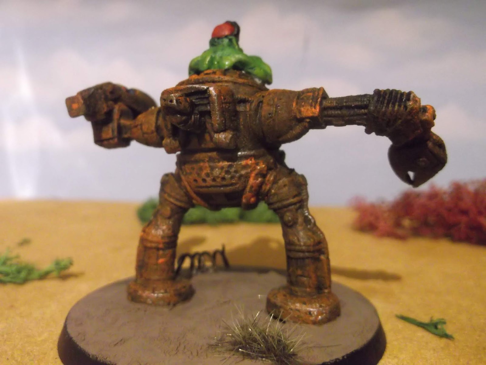Goblin Lee's Miniatures Blog. : Rogue Trader Ork Dreadnought pilot ...