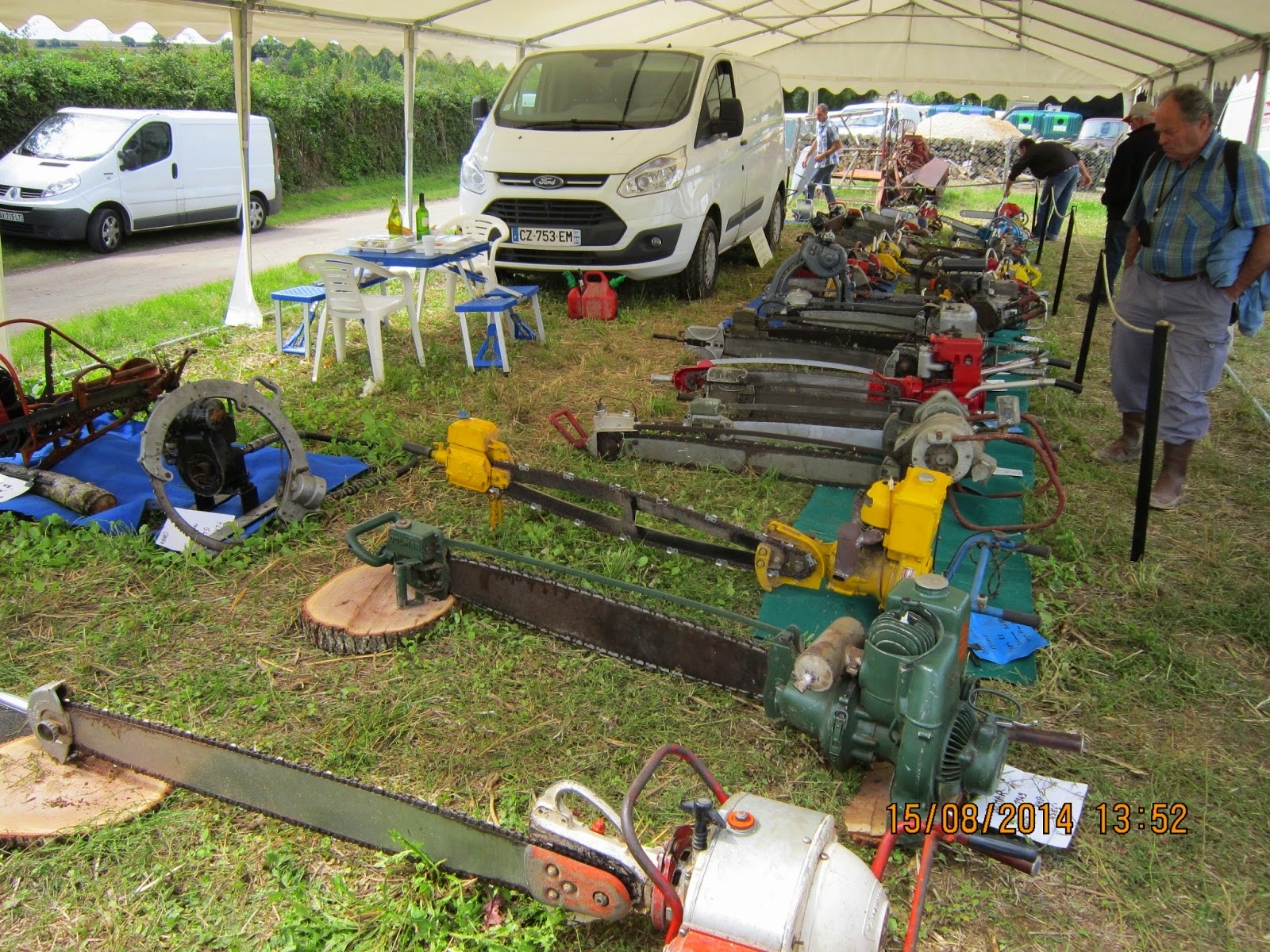 VINTAGE CHAINSAW COLLECTION: SHOWS AND ARTICLES.