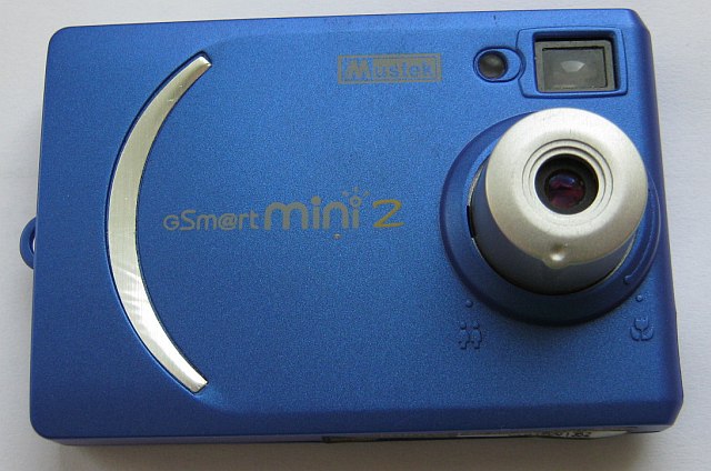 Common Emitter: Teardown: Mustek Gsmart mini 2