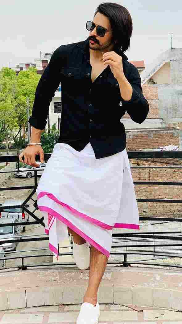 Shehzada (Tik Tok Star) Wiki, Biography, Age, Girlfriend, Facts and More