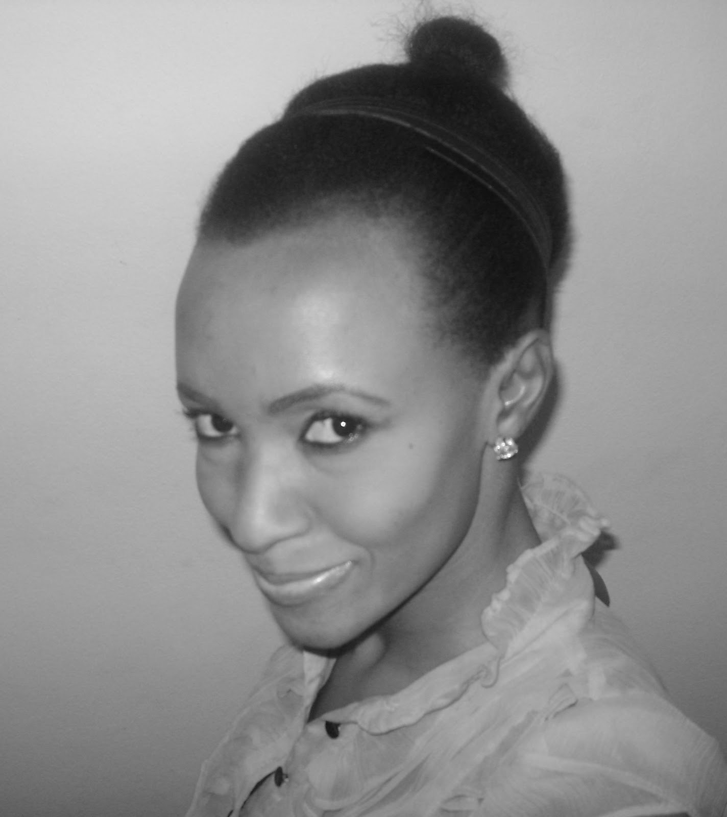 Diva's Hair-Story: Dry Shafts, Thirsty Follicles...My Story