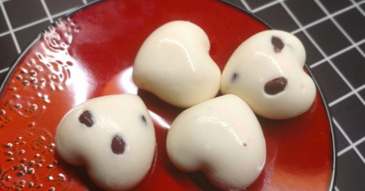 Simple Traditional Coconut Red Bean Pudding . 簡易傳統椰汁紅豆糕