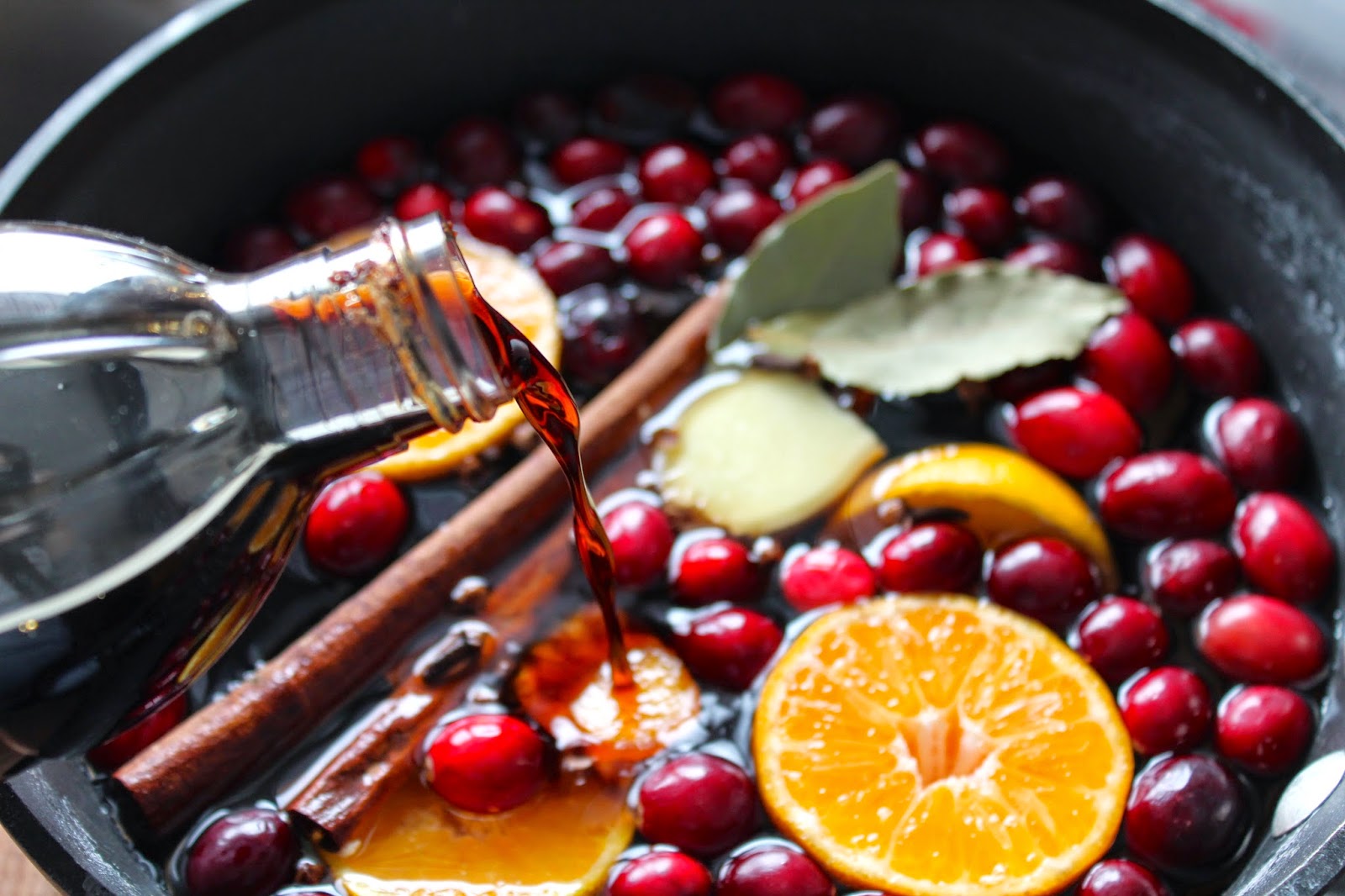 Mrs. Schwartz's Kitchen: Simmering Winter Potpourri