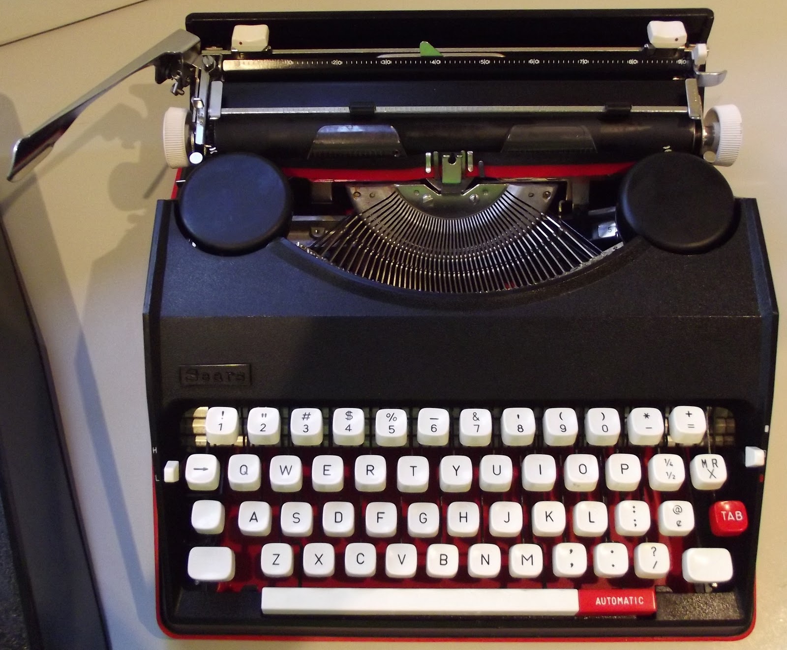 oz.Typewriter: Sears 'Throwback' Portable Typewriter