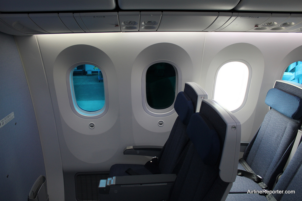 A350 XWB News: Airbus considers offering dimmable windows for A350 but ...