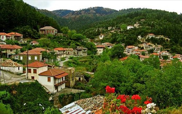EΛΛΗΝΙΚΗ ΔΡΑΣΗ: Πολύδροσο Λακωνίας, το γραφικό!