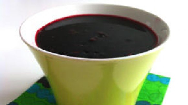 Supa din afine care te va vindeca de boli - Omul verde sarpe - Stiri ...