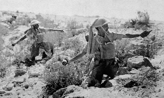 World War II History: Indians soldiers of the 4th Indian Division ...