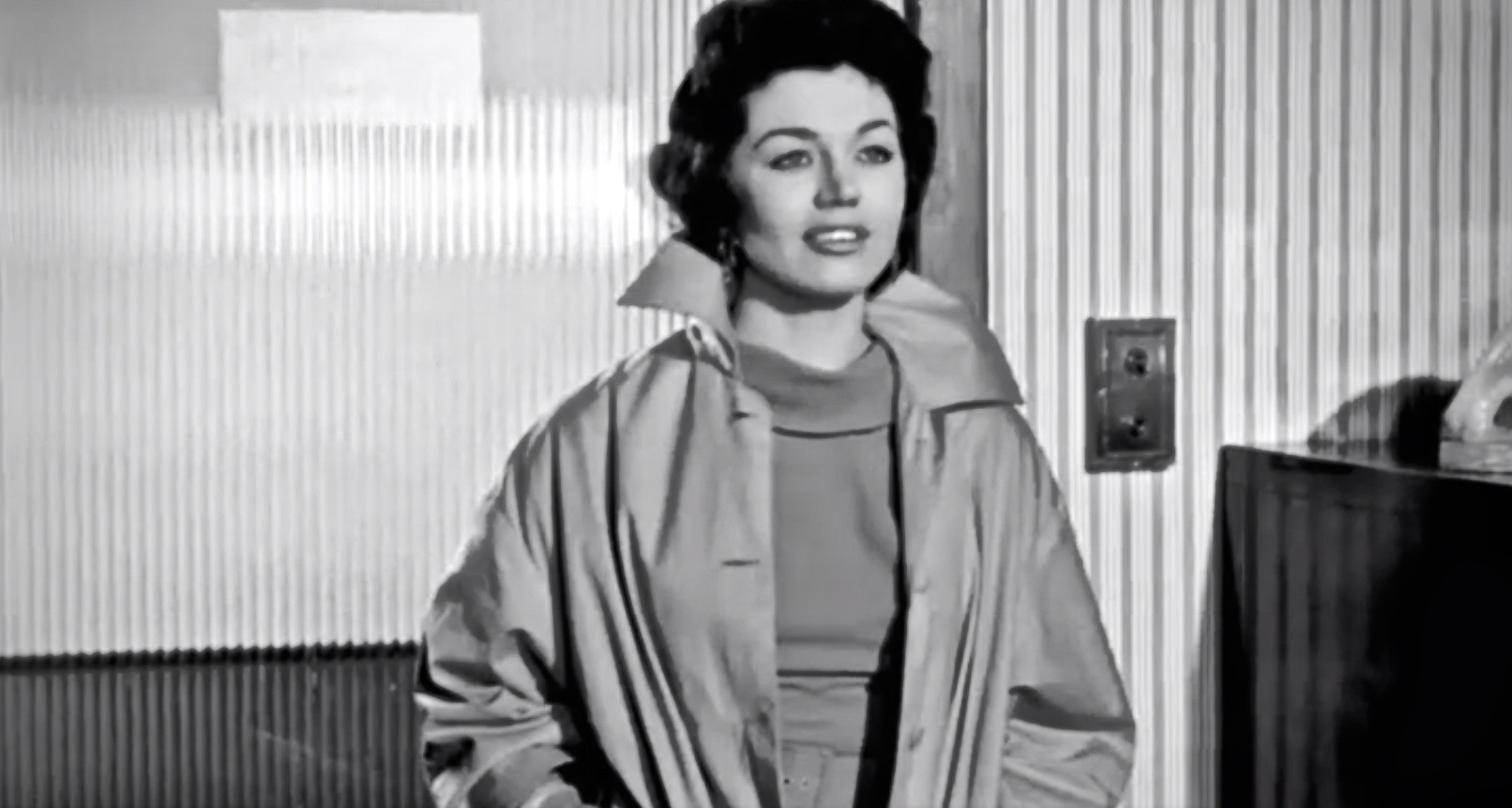 cult film freak: ENGLISH STARLET JOY WEBSTER CHANNELS 'STORMY CROSSING'