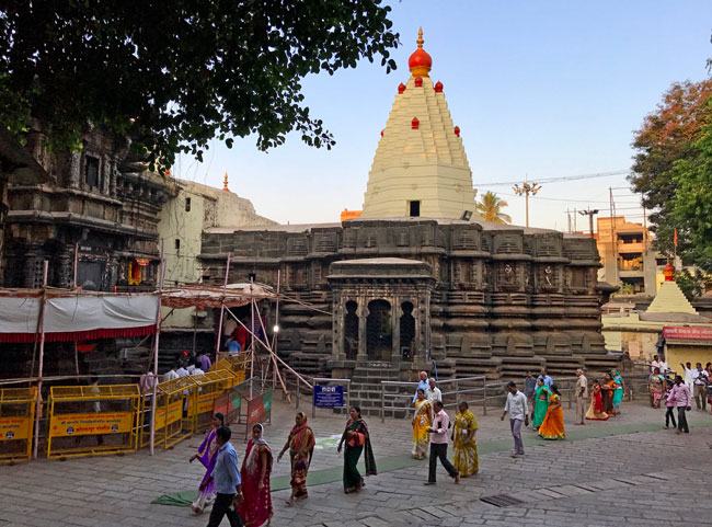 Six iconic Hindu temples to visit around Pune!