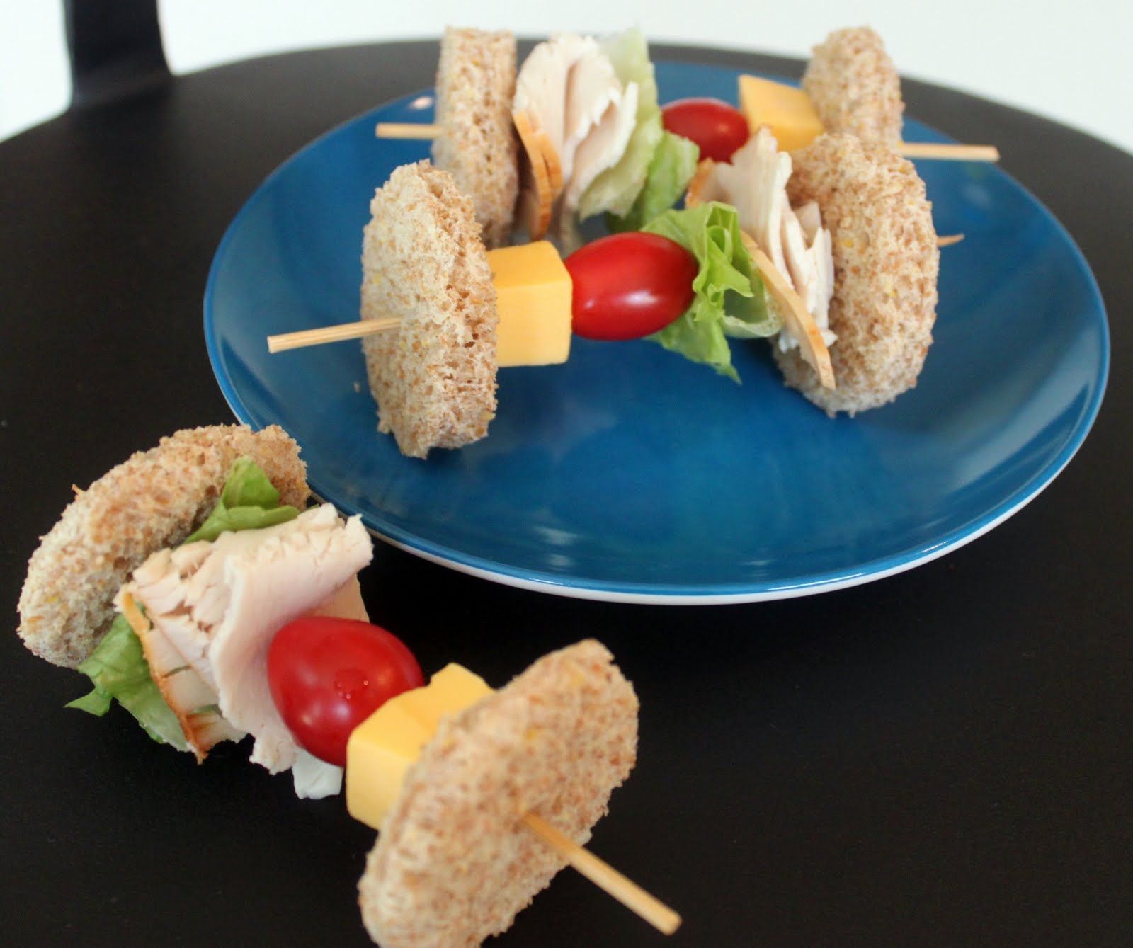 Moore Minutes: Dinner on a stick & SOLO Chalk cup GIVEAWAY!