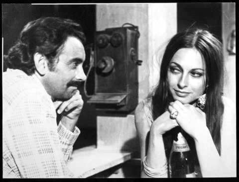 Astros em Revista: BIBI VOGEL A AMIGA DO PEITO