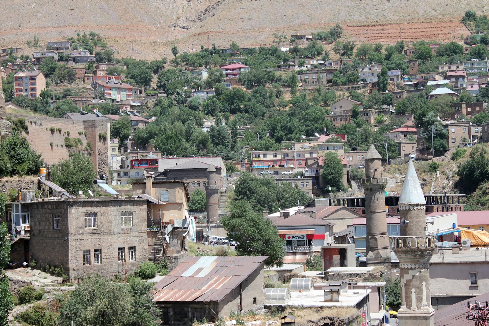 Mi Vida Sigue - My Life Continues: Bitlis, Turkey on the way to Lake Van