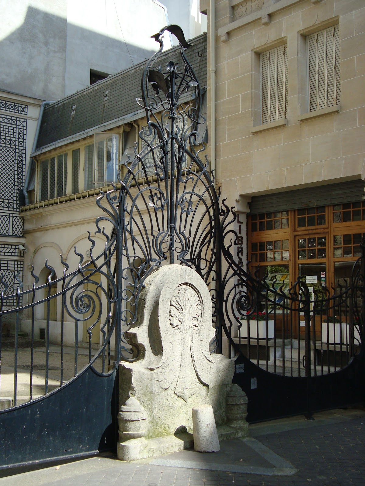 Paseos Art Nouveau: 3, square Rapp, Paris VIIè, Jules Lavirotte, 1989-90