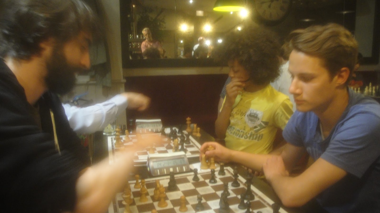 Canal Saint-Martin Echecs: 190e : Julien Song, 75e étoilé du Canal