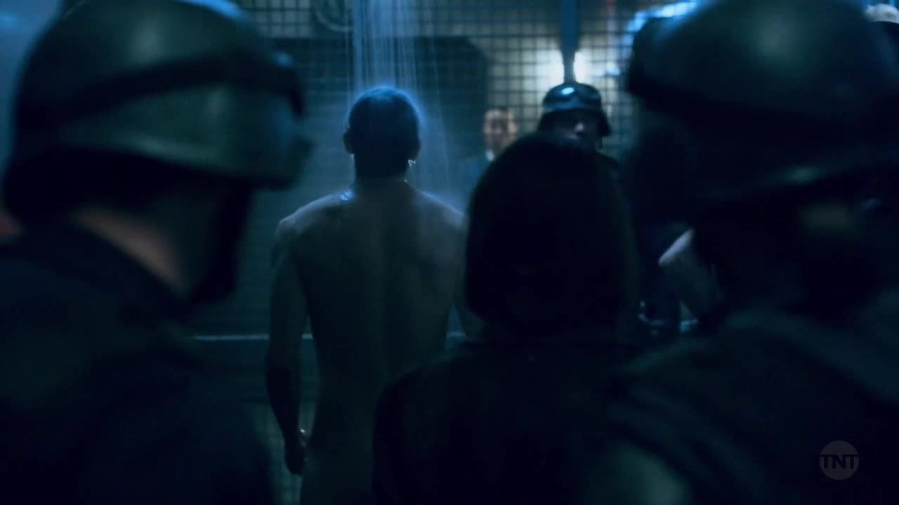 ausCAPS: Aaron Glenane and Michel Issa Rubio nude in Snowpiercer 1-04 "Without Their Maker"