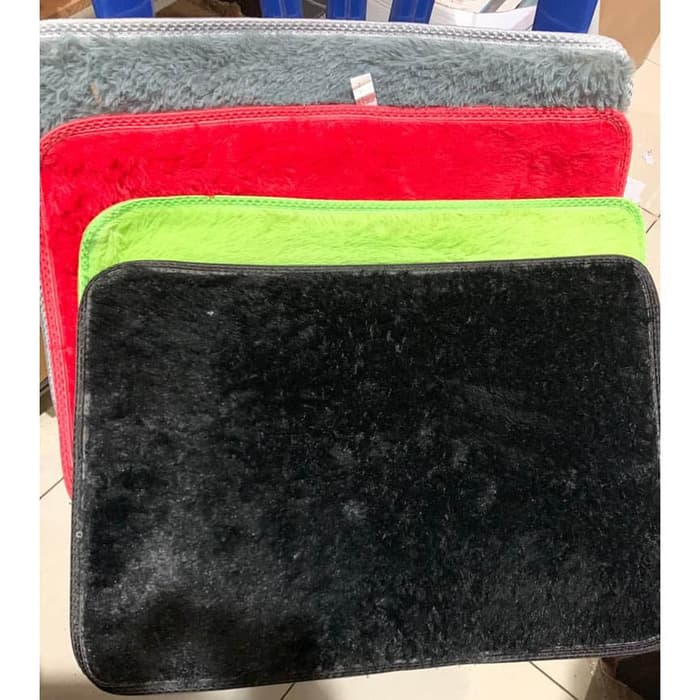 Keset Bulu 40x60 cm Bahan Rasfur Microfiber - PUSERBA