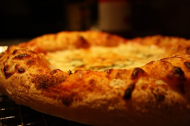 Docaitta Lifestyle: Recipe: The Golden Round. Pizza dough you can trust.
