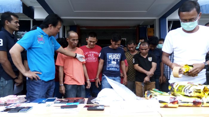 Waduh, Napi Tanjung Gusta Kendalikan Peredaran 25 Kg Sabu | TaslabNews ... Waduh, Napi Tanjung Gusta Kendalikan Peredaran 25 Kg Sabu | TaslabNews ...