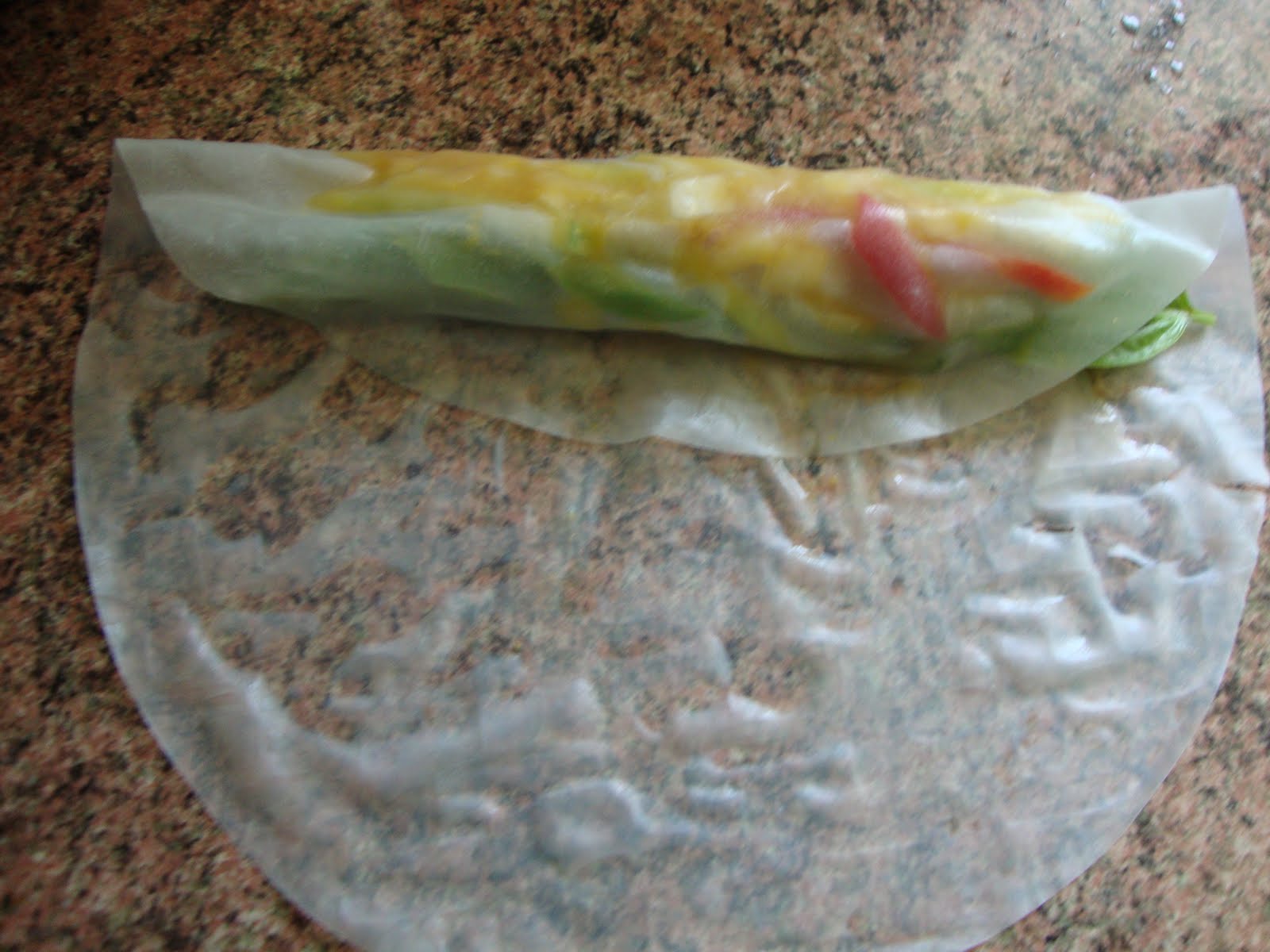 a poet's kitchen: Thai Basil Rolls with Sweet and Spicy Sauce