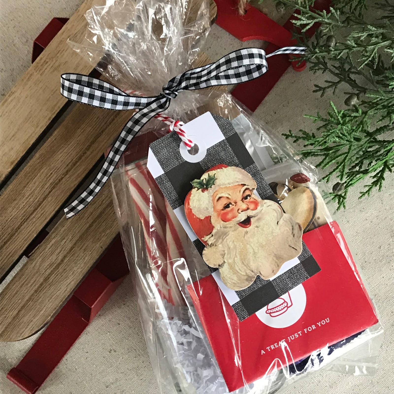 Simply Cara Davis: Teacher, Neighbor and Secret Santa Gifts - Quick ...