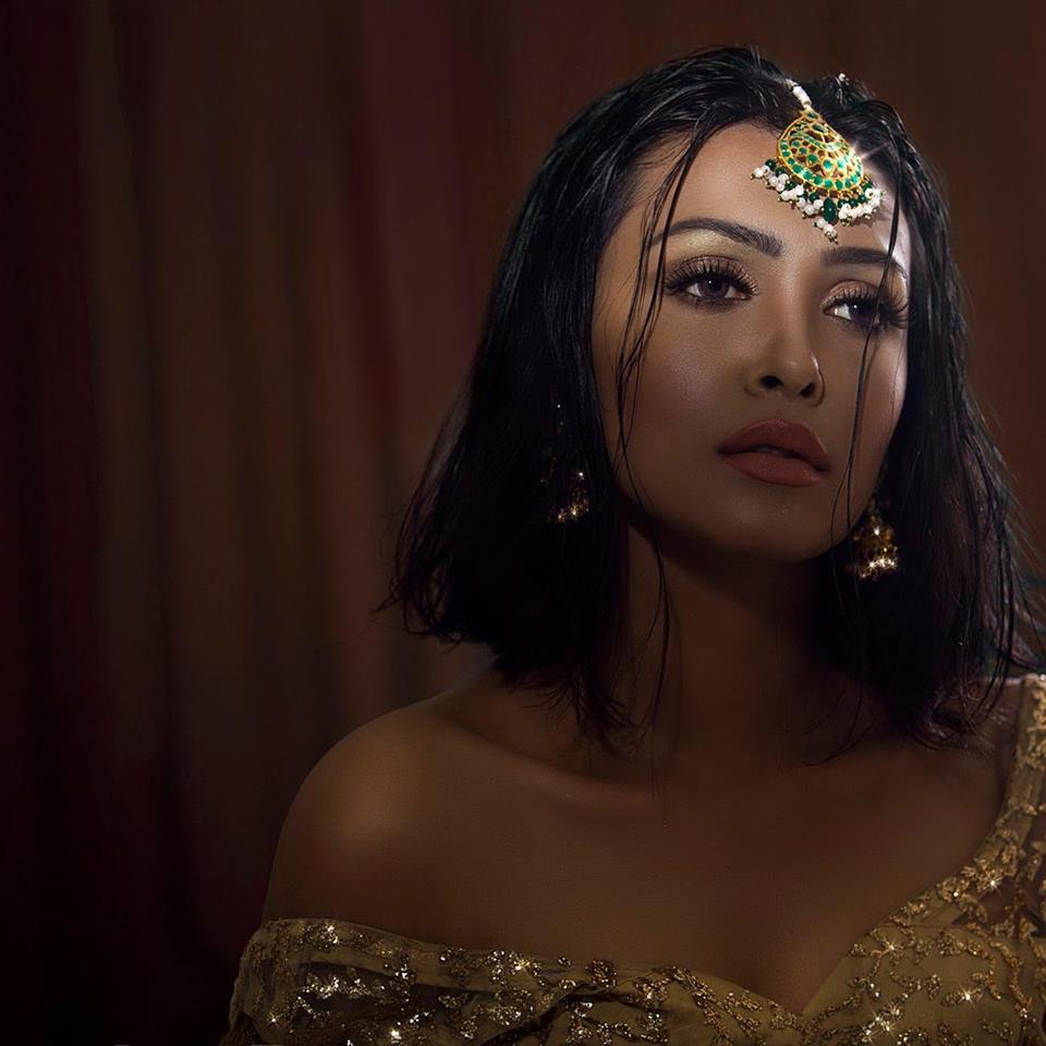 Sadia Afreen Mahi Long Hair to Bald Photos - Village Barber Stories