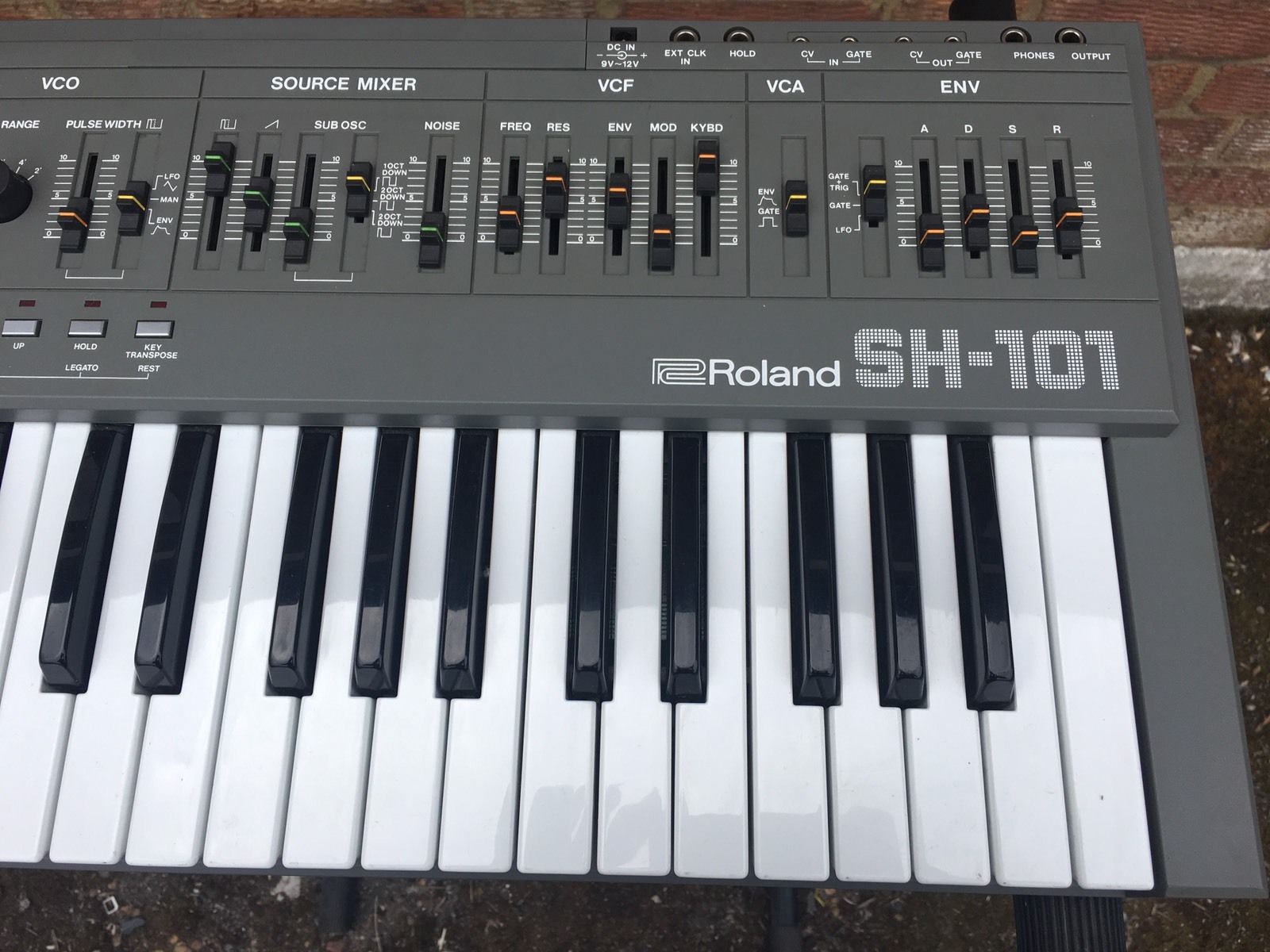 MATRIXSYNTH: ROLAND SH-101 SN 294389