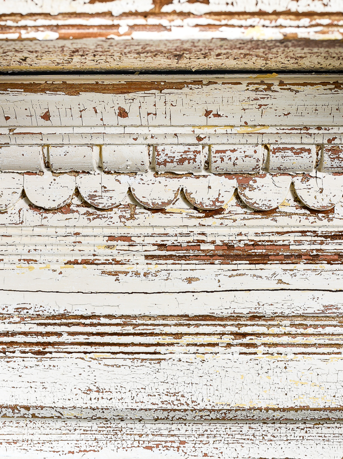 How to Achieve the Perfect Authentic Chippy Finish | Little House of ...