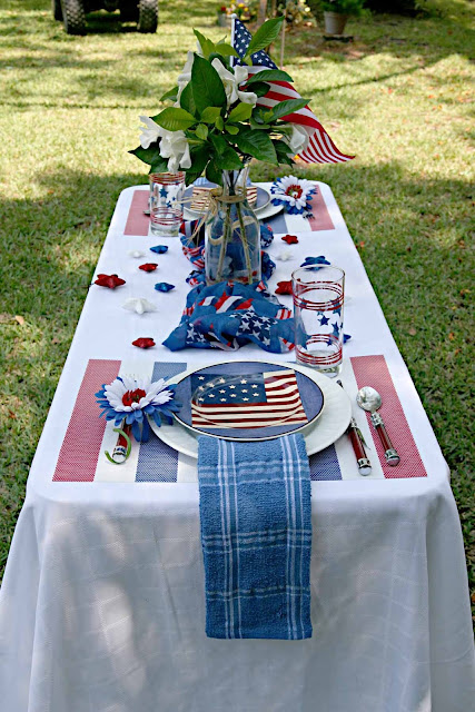 {Alfresco Dining For Two, Birthday Party and Sweet Moments}